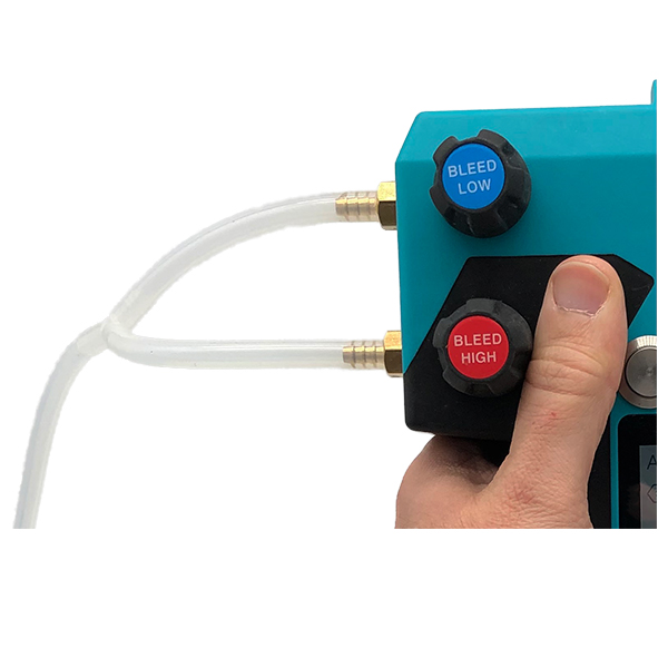 MKYF1 Mako Bleed Hose Y Fitting - Cameron Instruments